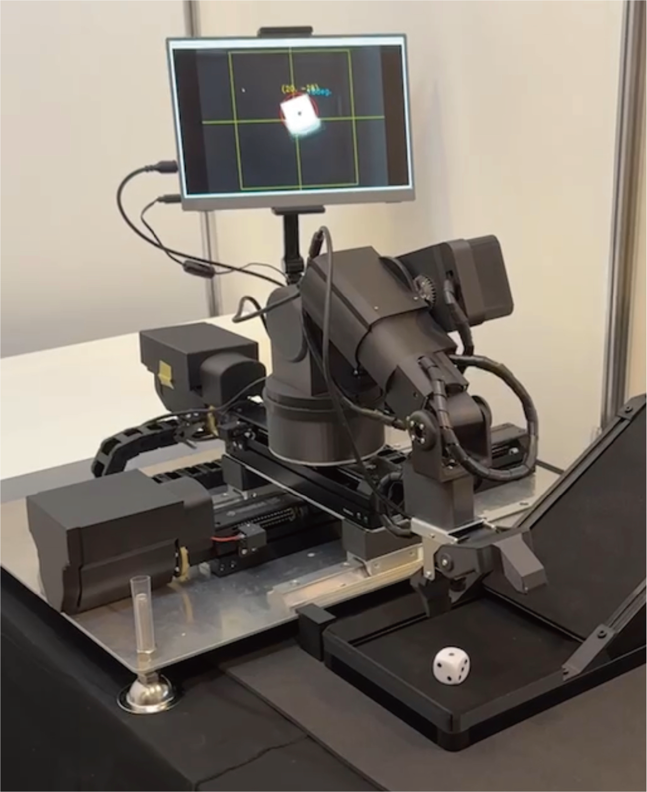 AI知能ロボットアーム | 株式会社エムス・テック